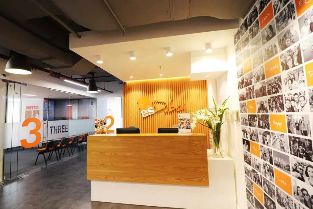 Reception Wall Design - Interior Designs
